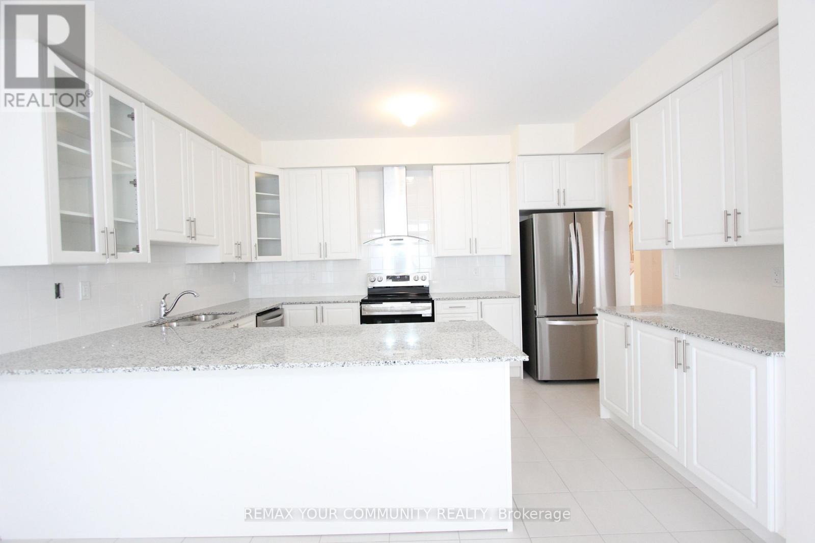 For rent: 12 CLIFF THOMPSON COURT, Georgina (Sutton & Jackson's Point ...