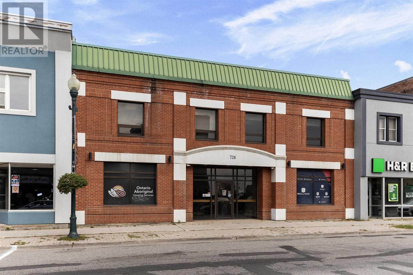 For lease: 726 Queen ST, Sault Ste. Marie, Ontario P6A2A9 - SM260112 ...