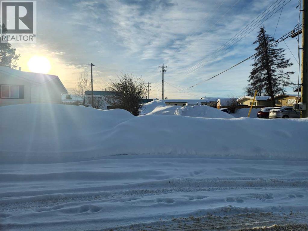 À vendre : 4729 54Ave Avenue, High Prairie, Alberta T0G1E0 - A2279691 ...