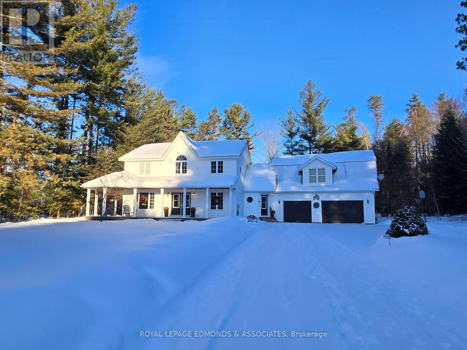 For sale: 4 STEFFEN STREET, Petawawa, Ontario K8H3L8 - X12702440 ...