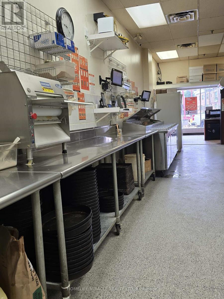 For sale: B14 - 900 ALBION ROAD, Toronto (Thistletown-Beaumonde Heights ...