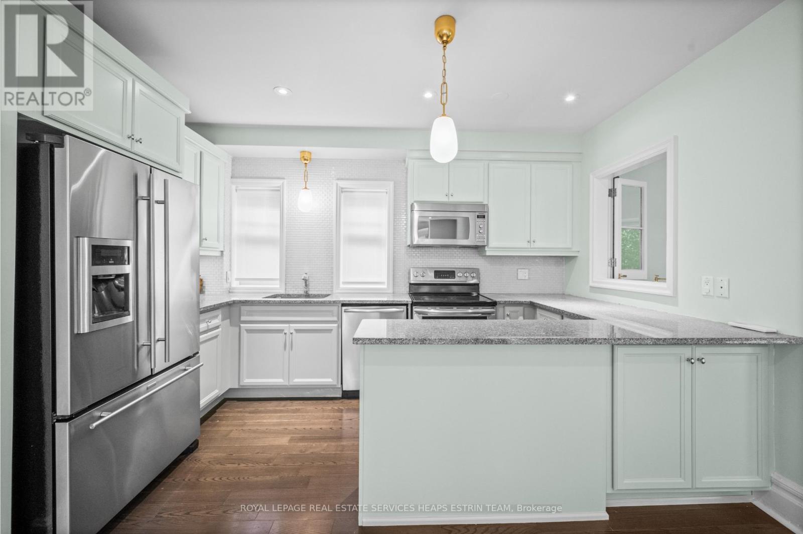 À louer : SECOND - 18 CASTLE FRANK CRESCENT, Toronto (Rosedale-Moore ...