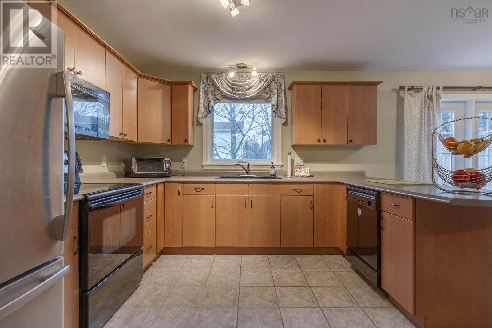 À vendre : 159 Village Green Lane, Dartmouth, Nouvelle-Écosse B2Y4V5 ...