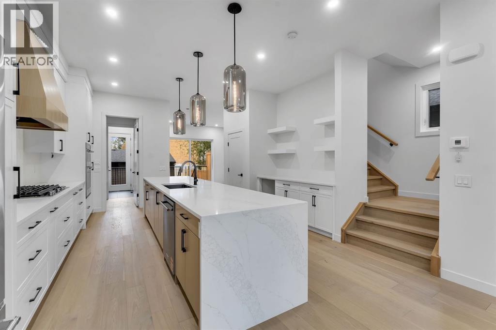 506 28 Avenue NW, Calgary, Alberta T2M2K8 - A2279973 | REALTOR.ca