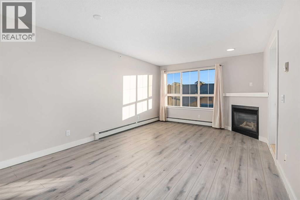 456, 35 Richard Court SW, Calgary, Alberta T3E7N9 - A2278785 | REALTOR.ca