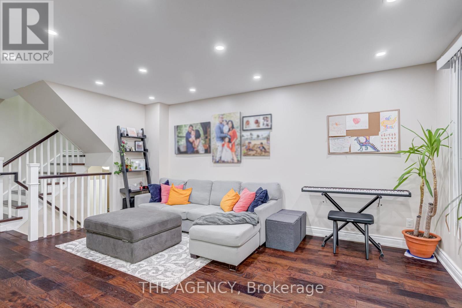 À vendre : 513 ALDER COURT, Pickering (Amberlea), Ontario L1V4T2 ...