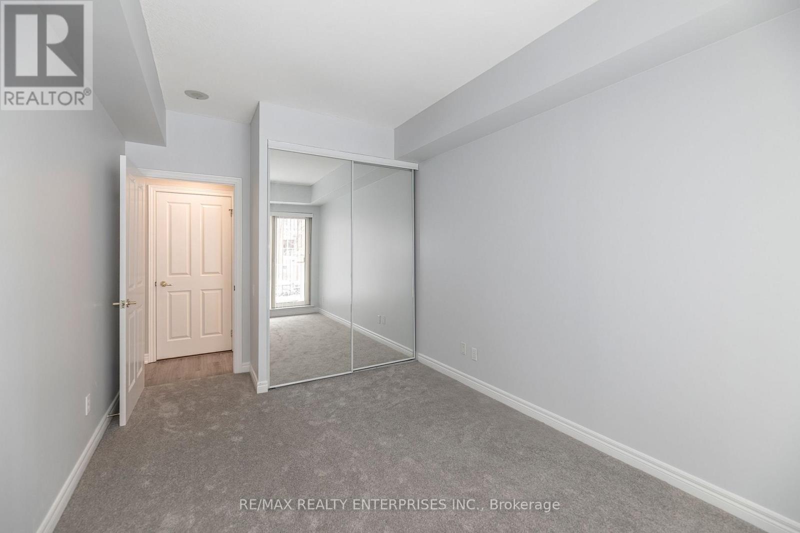 À vendre : 205 - 60 OLD MILL ROAD, Oakville (OO Old Oakville), Ontario ...