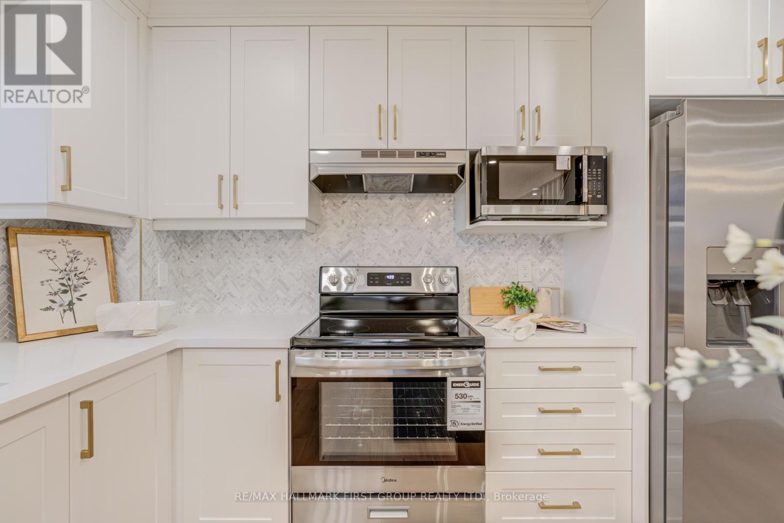 À vendre : 55 - 925 BAYLY STREET, Pickering (West Shore), Ontario ...