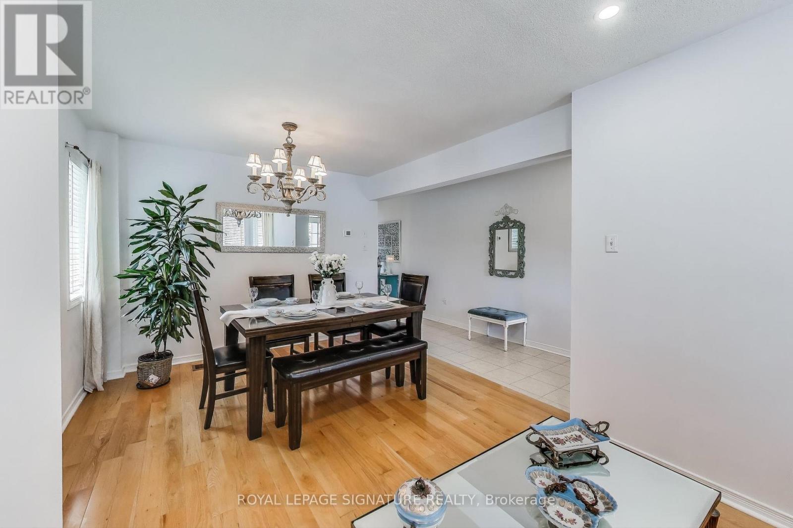 À vendre : 65 RED RIVER CRESCENT, Newmarket (Woodland Hill), Ontario ...