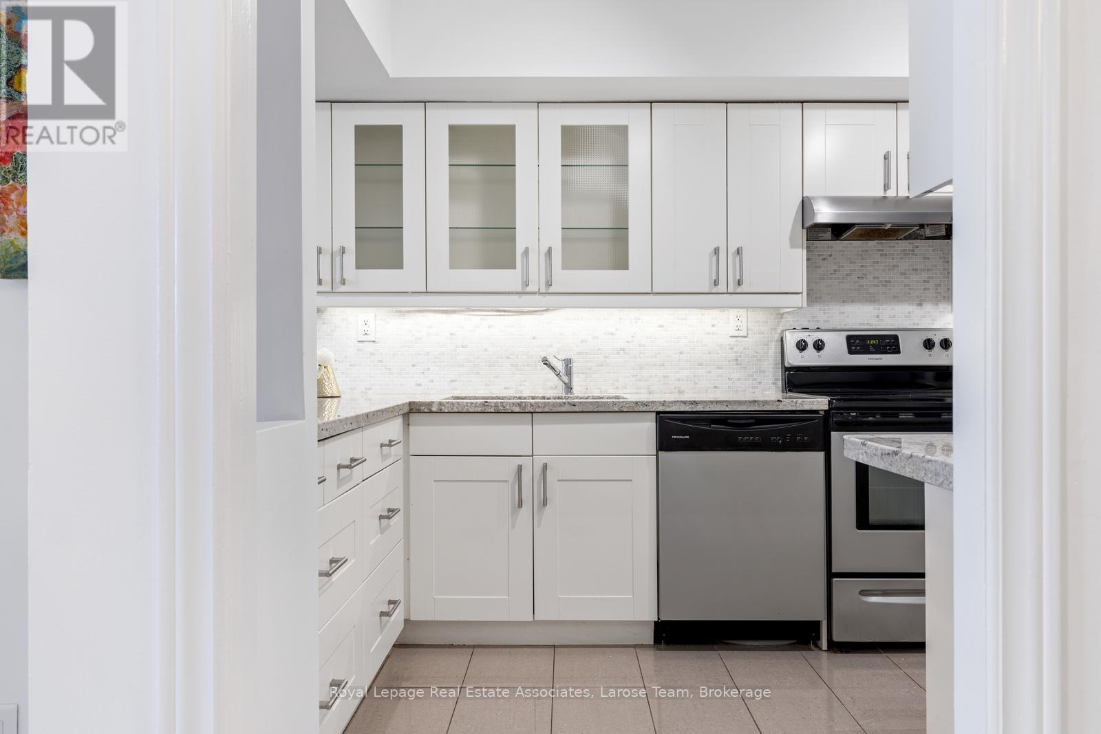 À vendre : 314 - 1177 YONGE STREET, Toronto (Rosedale-Moore Park ...