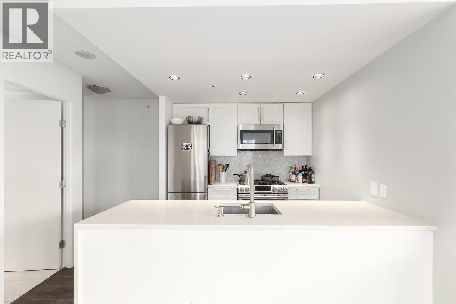 À vendre : 2710 928 BEATTY STREET, Vancouver, Colombie-Britannique ...