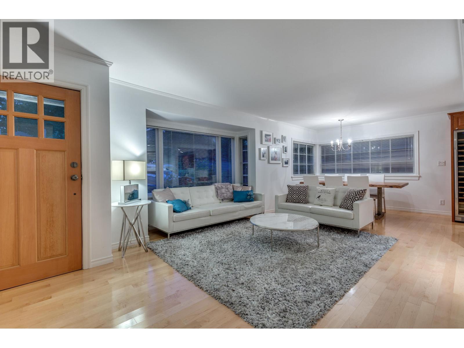 À vendre : 6431 ROSEBERY AVENUE, West Vancouver, Colombie-Britannique ...