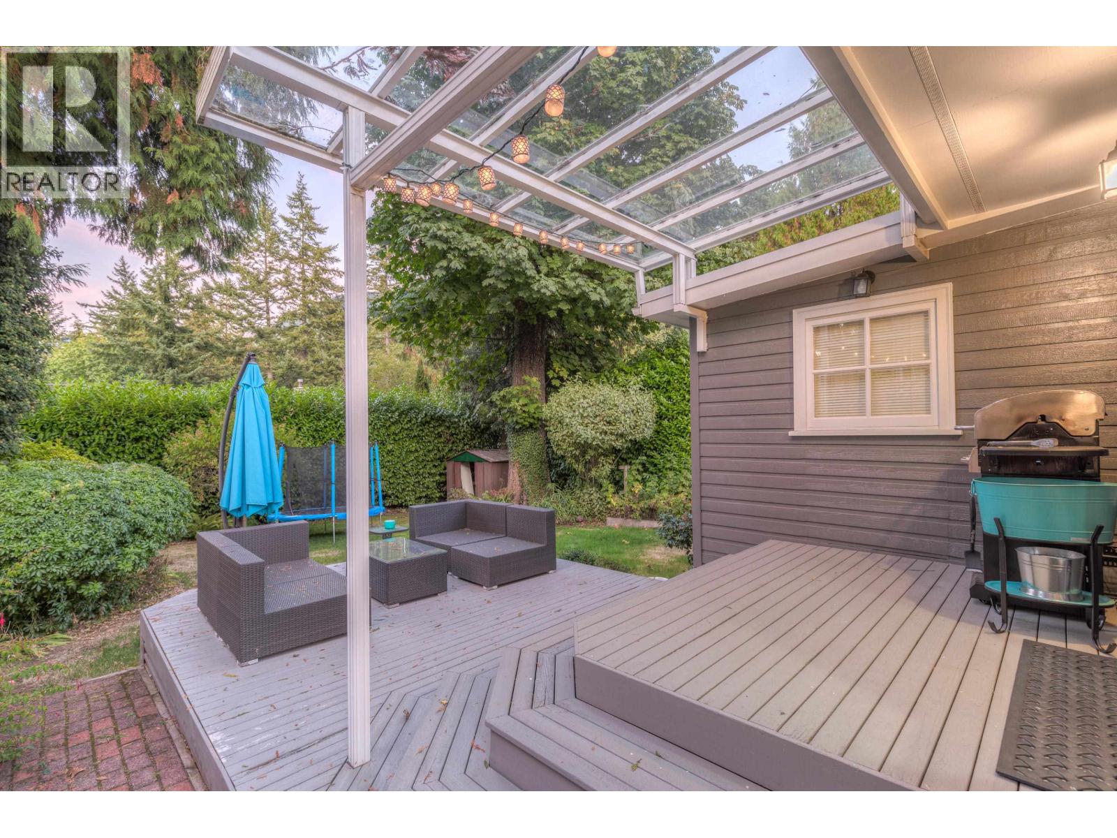 À vendre : 6431 ROSEBERY AVENUE, West Vancouver, Colombie-Britannique ...