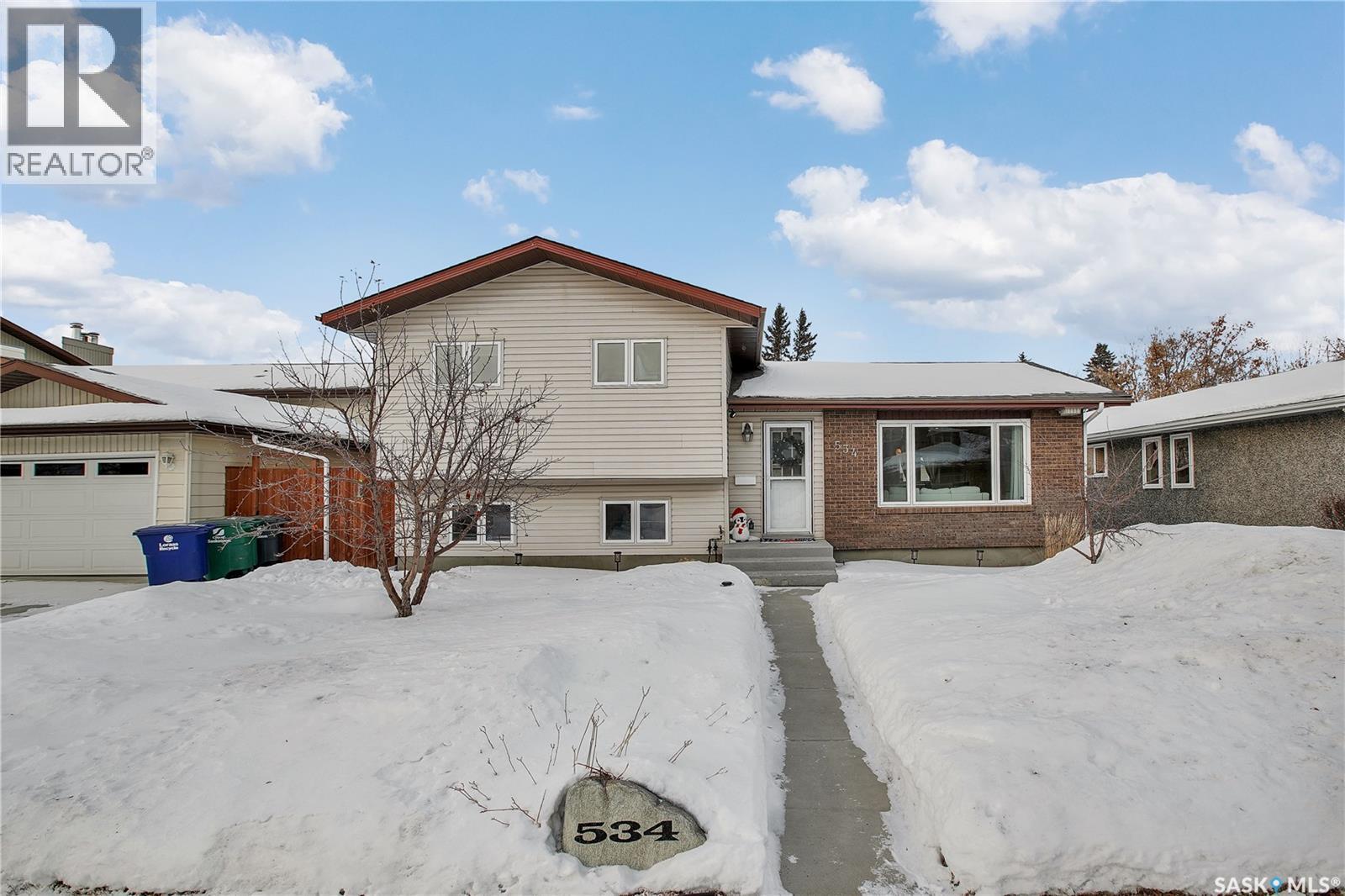 À vendre : 534 David Knight WAY, Saskatoon, Saskatchewan S7K5M4 ...