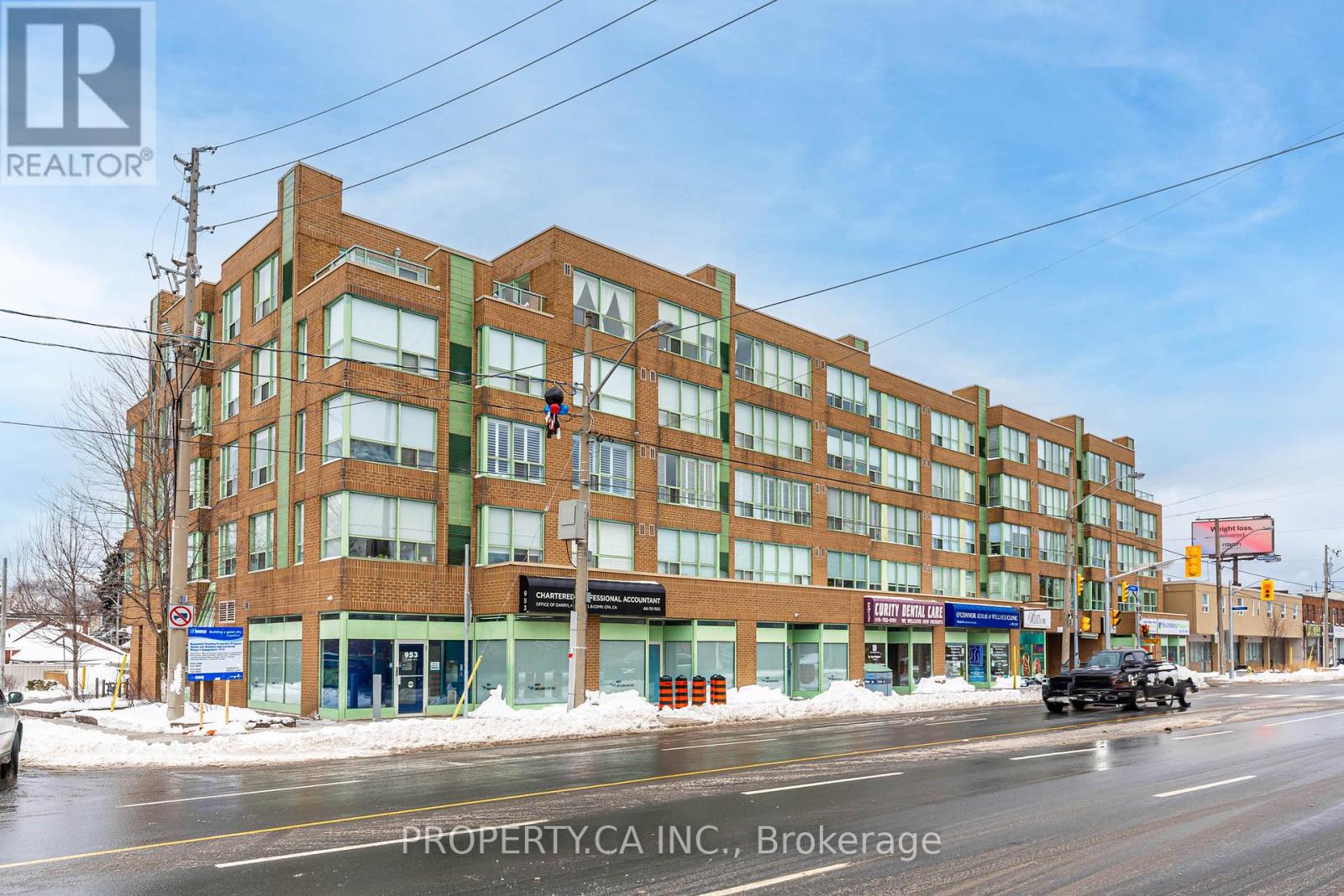 For sale: 5 - 945 O'CONNOR DRIVE, Toronto (O'Connor-Parkview), Ontario ...