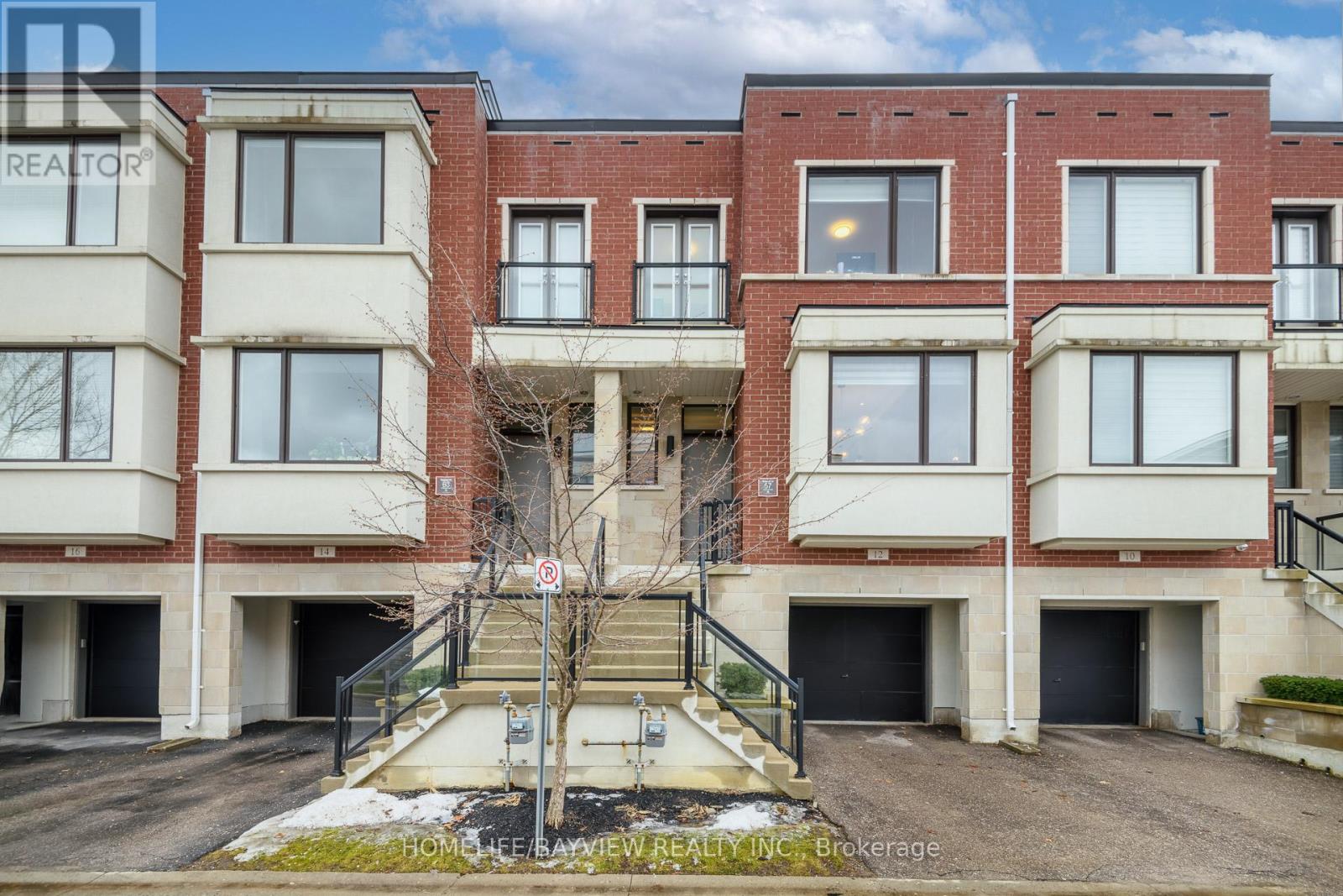 For sale: 12 GENUINE LANE, Richmond Hill (Doncrest), Ontario L4B0E5 ...