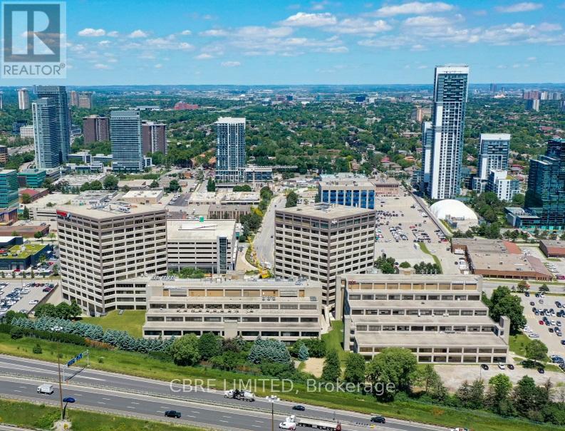 À louer : UNIT 900 - 251 CONSUMERS ROAD, Toronto (Henry Farm), Ontario ...