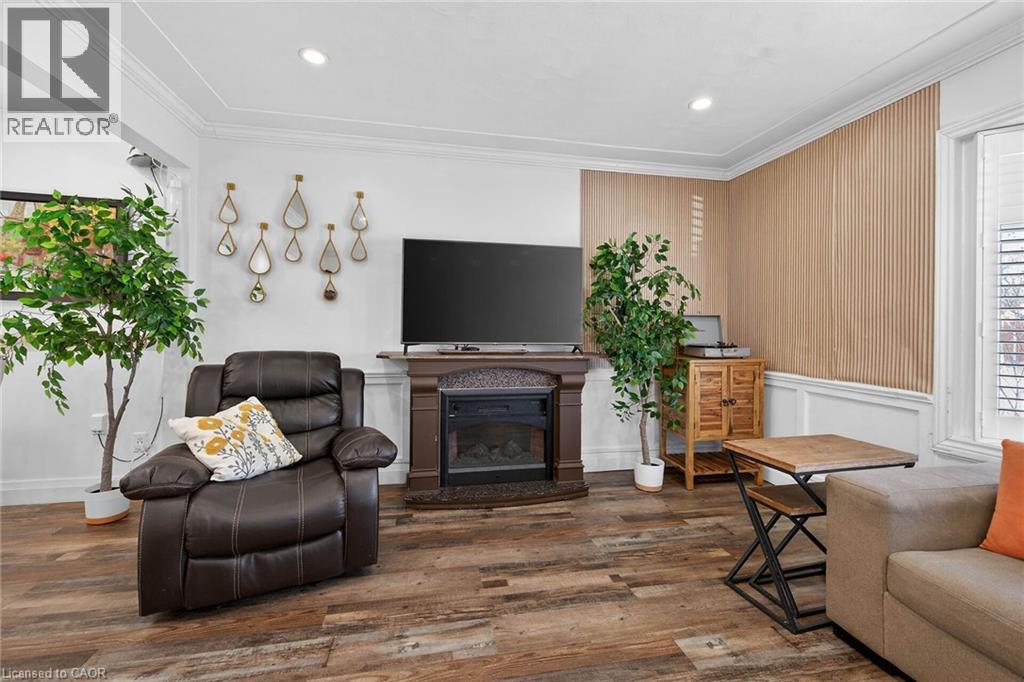 À vendre : 115 KINGS FOREST Drive, Hamilton, Ontario L8T4J8 - 40800052 ...