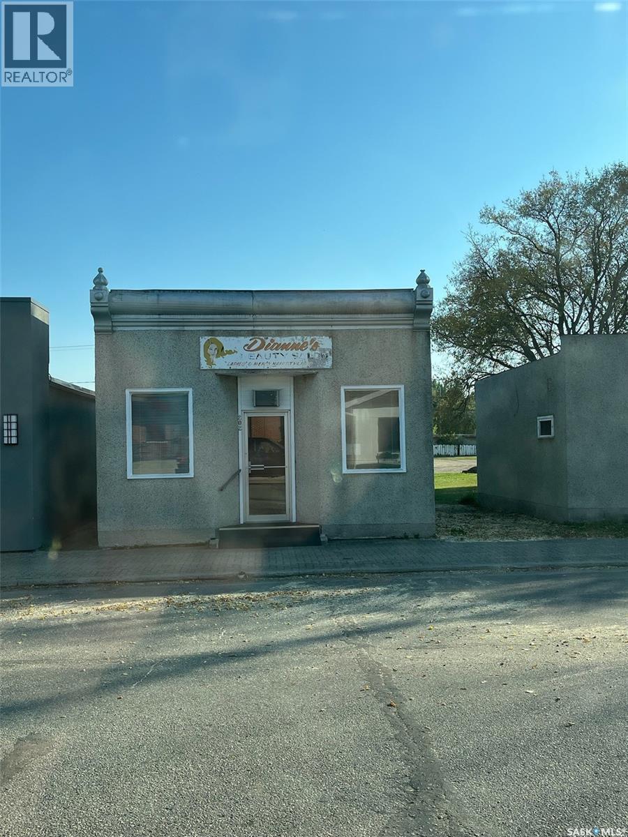 For sale: 202 Main STREET, Cudworth, Saskatchewan S0K1B0 - SK026560 ...