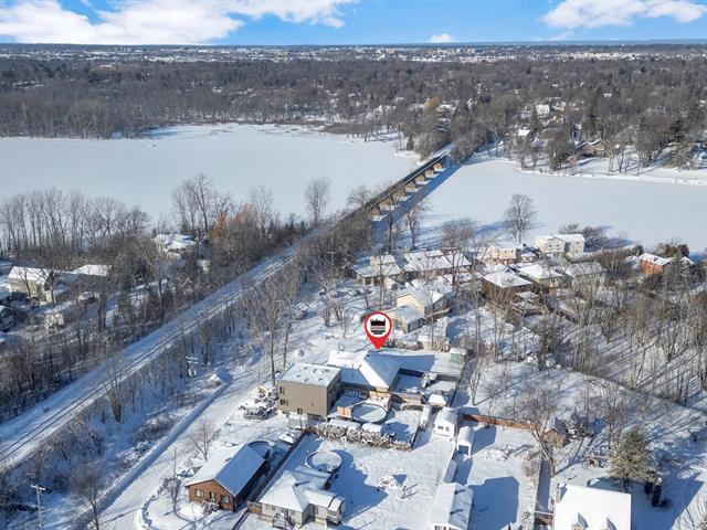 À vendre : Rue Notre-Dame-de-Laval, Laval (Sainte-Rose), Québec H7L1A6 ...