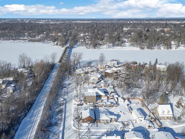 À vendre : Rue Notre-Dame-de-Laval, Laval (Sainte-Rose), Québec H7L1A6 ...