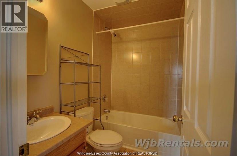 For rent: 680 CAMERON Unit# 1, Windsor, Ontario N9B1Z1 - 26001801 ...