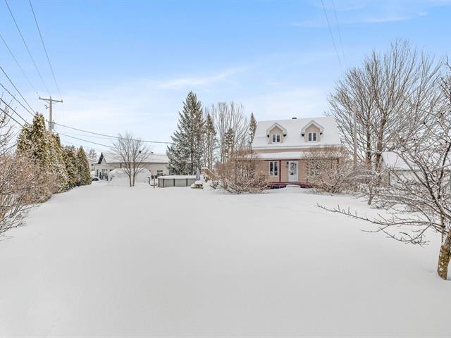 For sale: 475 Rue Notre-Dame, Donnacona, Quebec G3M1H7 - 19797190 ...