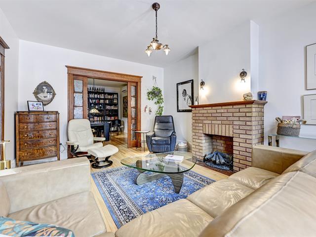 For sale: 180 Rue Fraser, Québec (La Cité-Limoilou), Quebec G1R2B8 ...