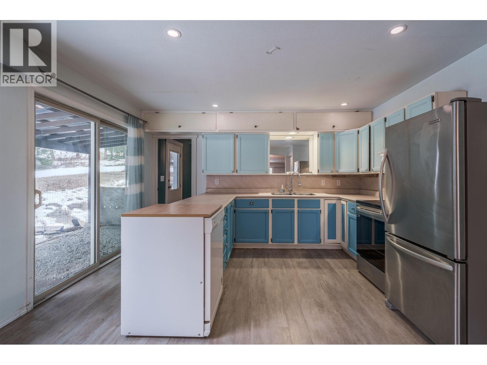 À vendre : 3559 S CARIBOO 97 HIGHWAY, Lac La Hache, Colombie ...