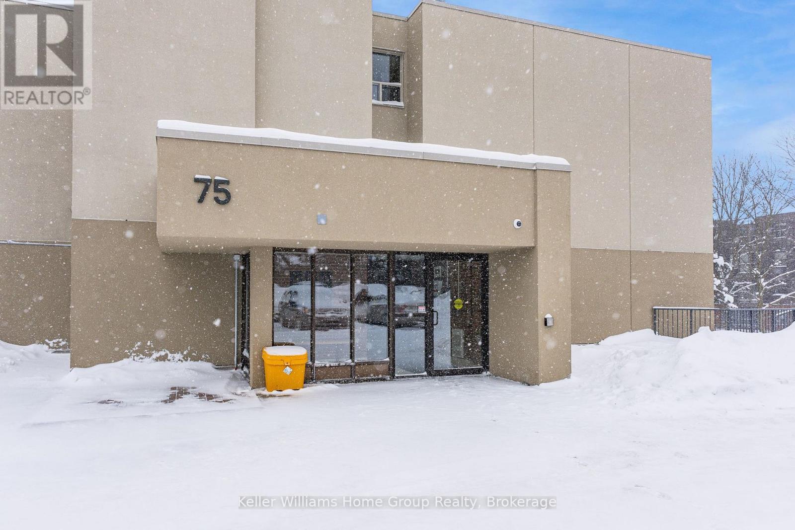 À vendre : 307 - 75 SILVERCREEK PARKWAY N, Guelph (Junction/Onward ...