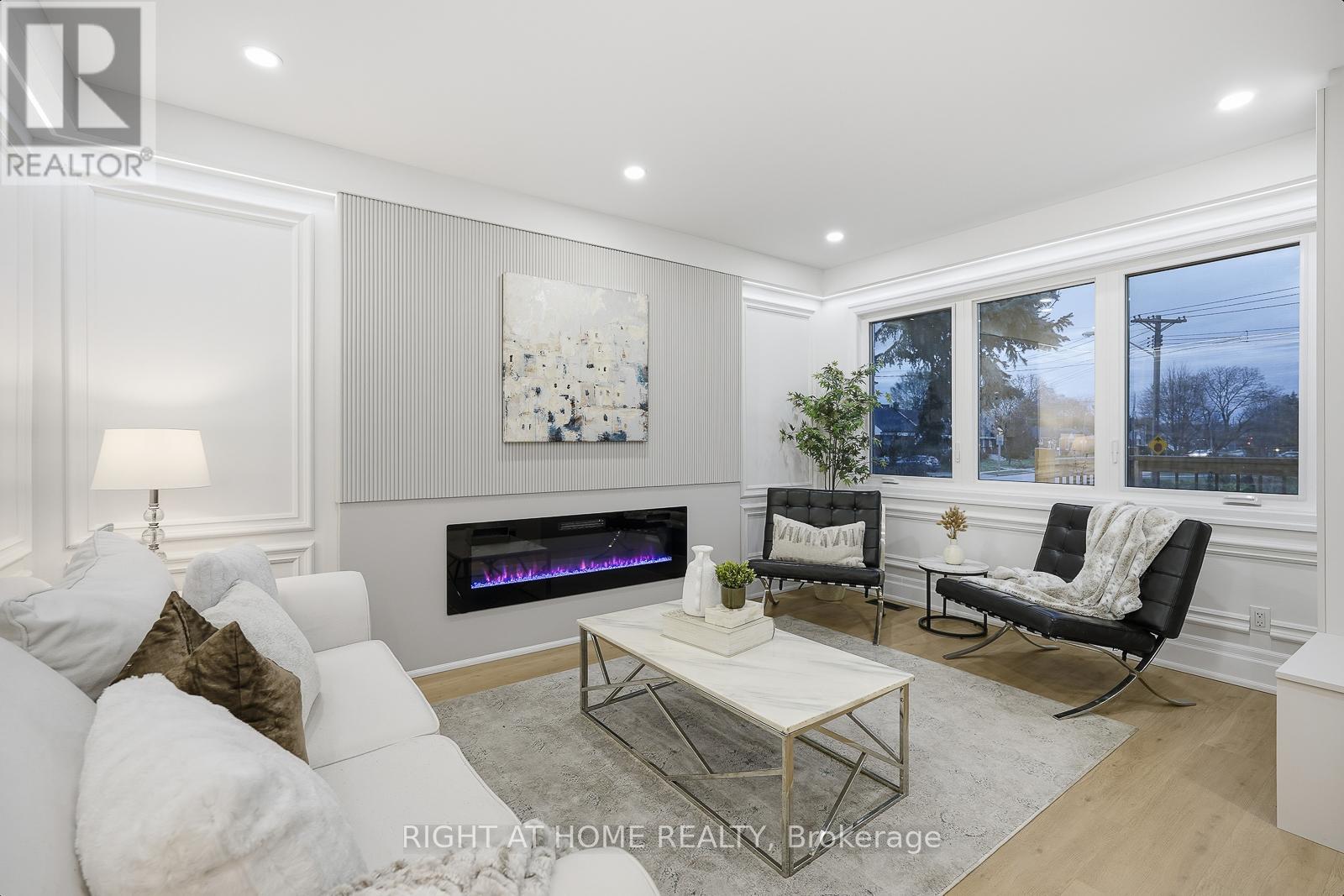 À vendre : 162 TOWER DRIVE, Toronto (Wexford-Maryvale), Ontario M1R3P5 ...