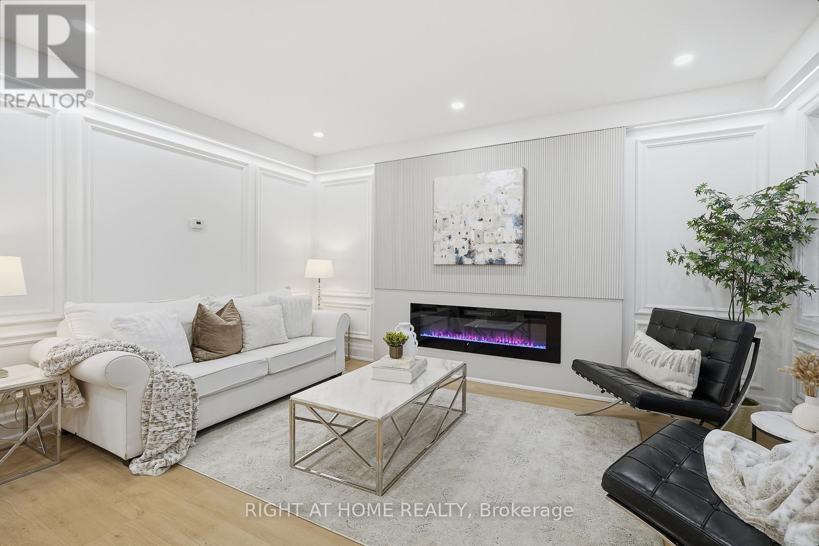 À vendre : 162 TOWER DRIVE, Toronto (Wexford-Maryvale), Ontario M1R3P5 ...