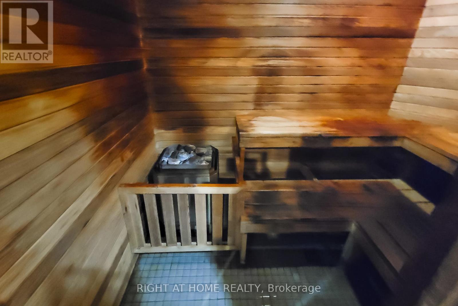 For rent: 614 - 2480 PRINCE MICHAEL DRIVE, Oakville (JC Joshua Creek ...