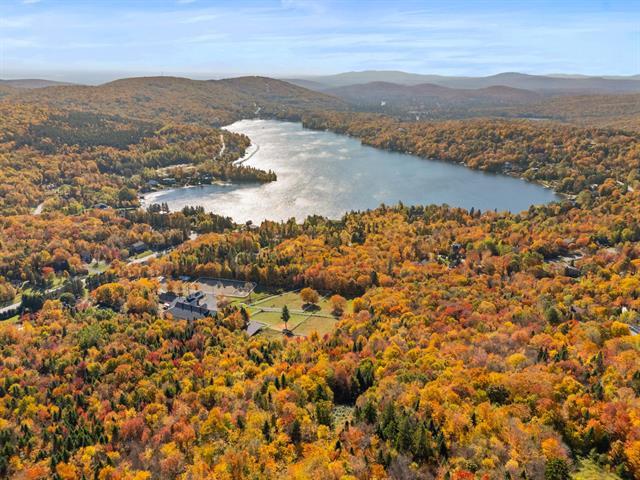 For sale: 9A Trav. de Laval, Lac-Beauport, Quebec G3B0X8 - 14246125 ...