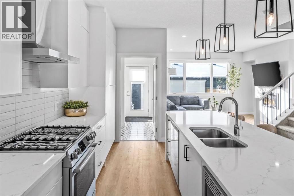 À vendre : 914 Harmony Parade, Rural Rocky View County, Alberta T3Z0H1 ...