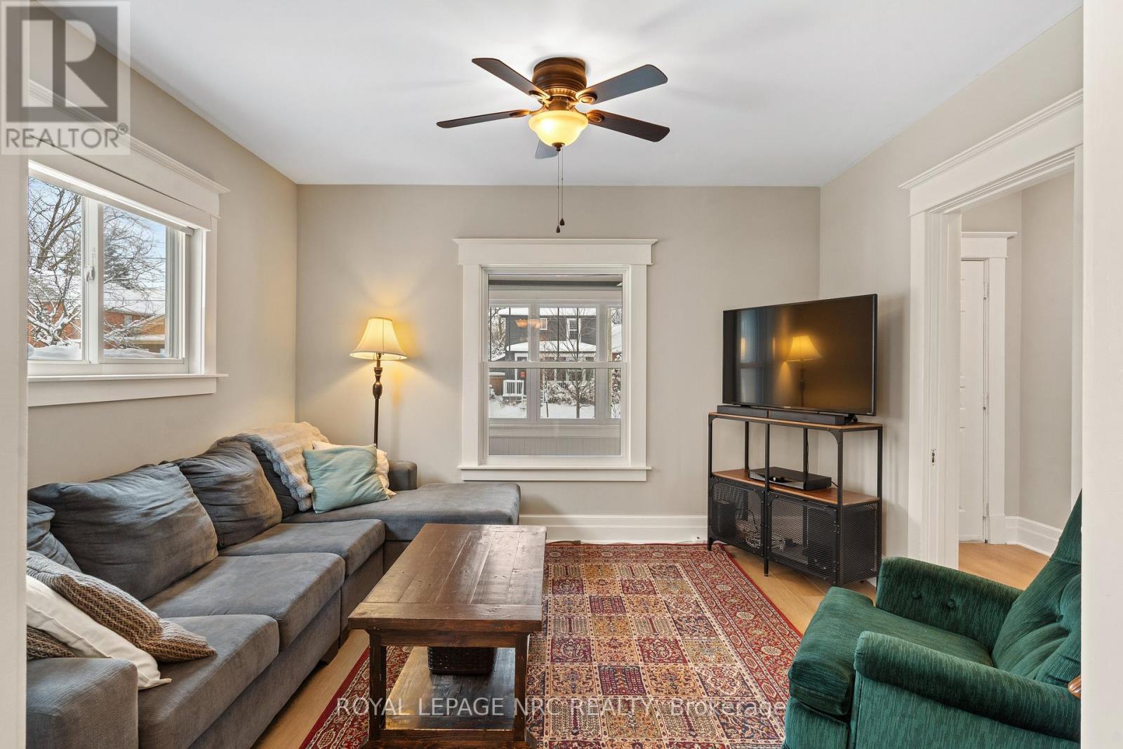 For sale: 76 HENRY STREET, St. Catharines (Downtown), Ontario L2R5V2 ...