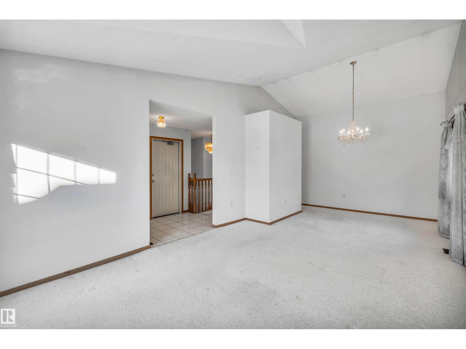 À vendre : #36 303 TWIN BROOKS DR NW, Edmonton, Alberta T6J6V3 ...