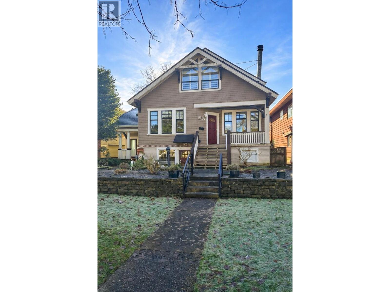 For sale: 1928 W 13TH AVENUE, Vancouver, British Columbia V6J2H6 ...