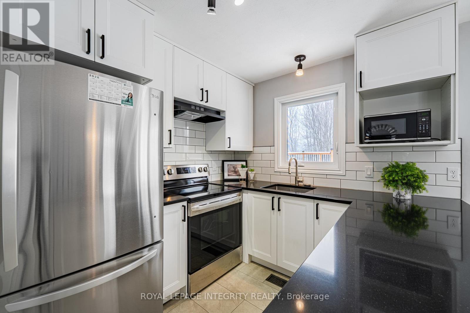 For sale: 5 - 5 LE BARON DRIVE, Russell, Ontario K0A2M0 - X12737564 ...