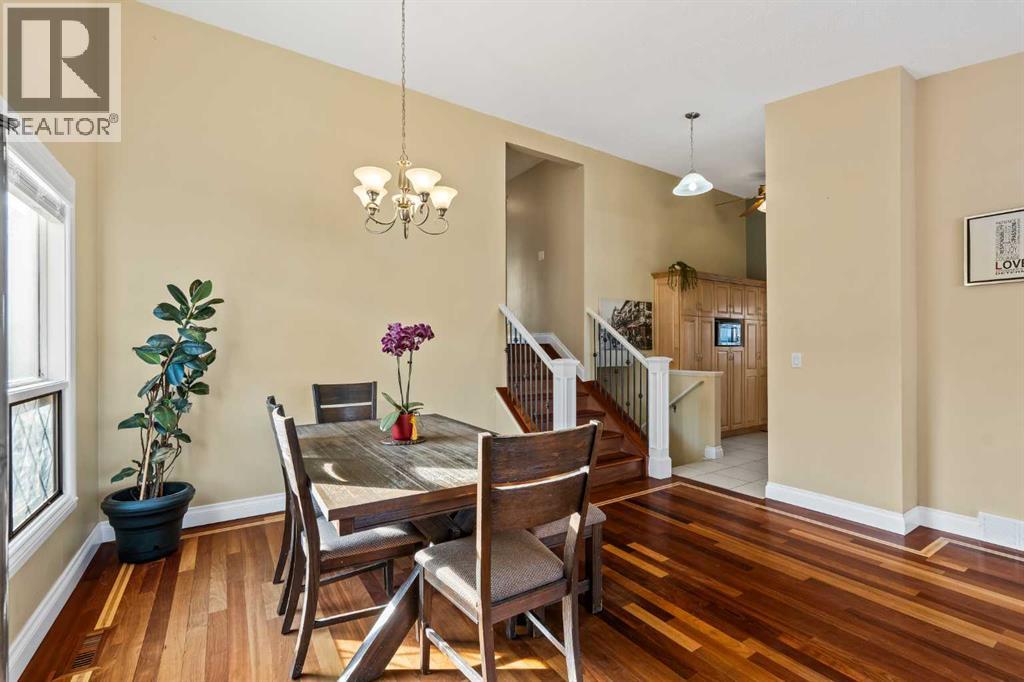 1343 Berkley Drive NW, Calgary, Alberta T3K1T4 - A2281545 | REALTOR.ca