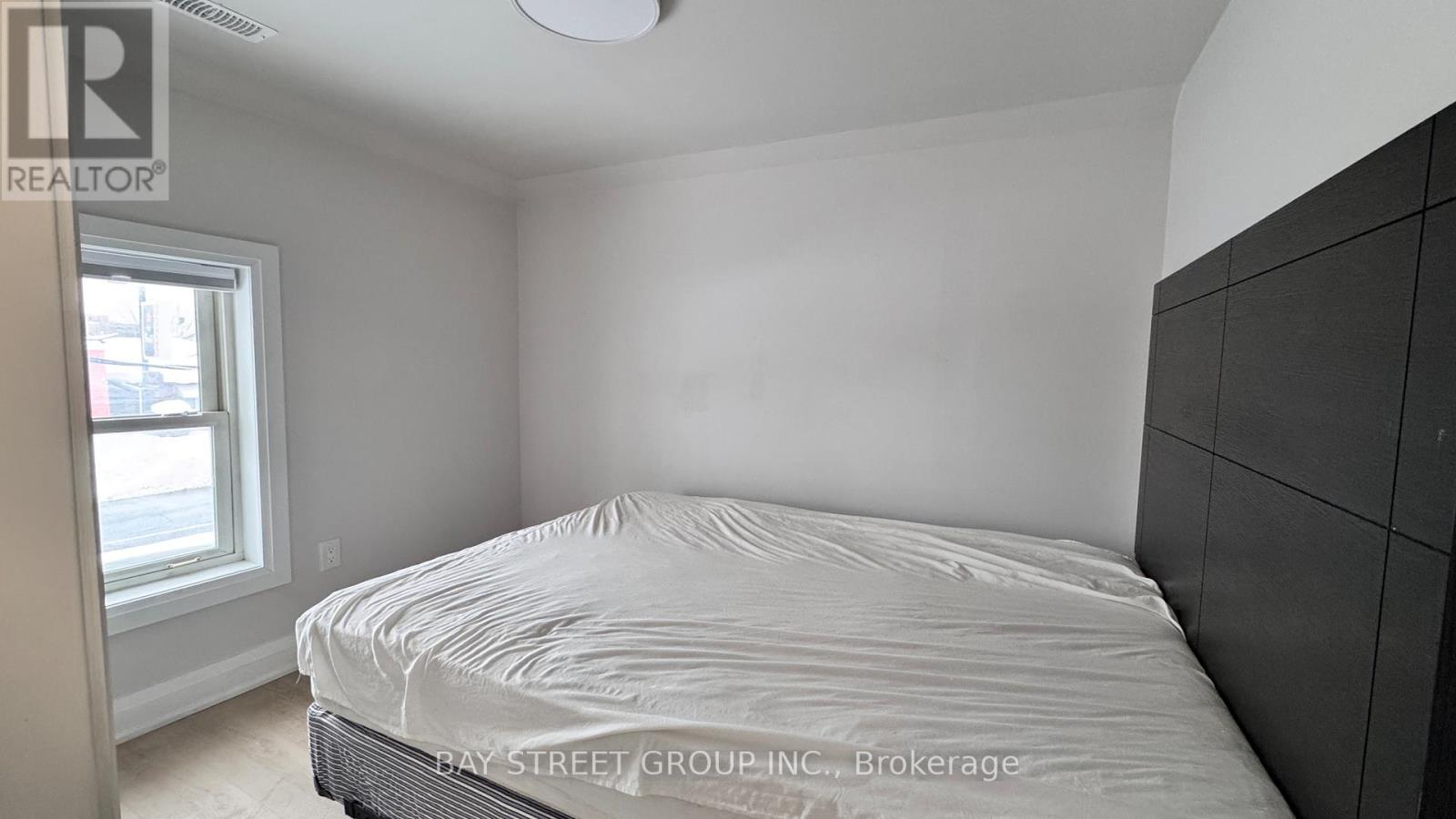 For rent: C2 - 5731 STANLEY AVENUE, Niagara Falls (Hospital), Ontario ...