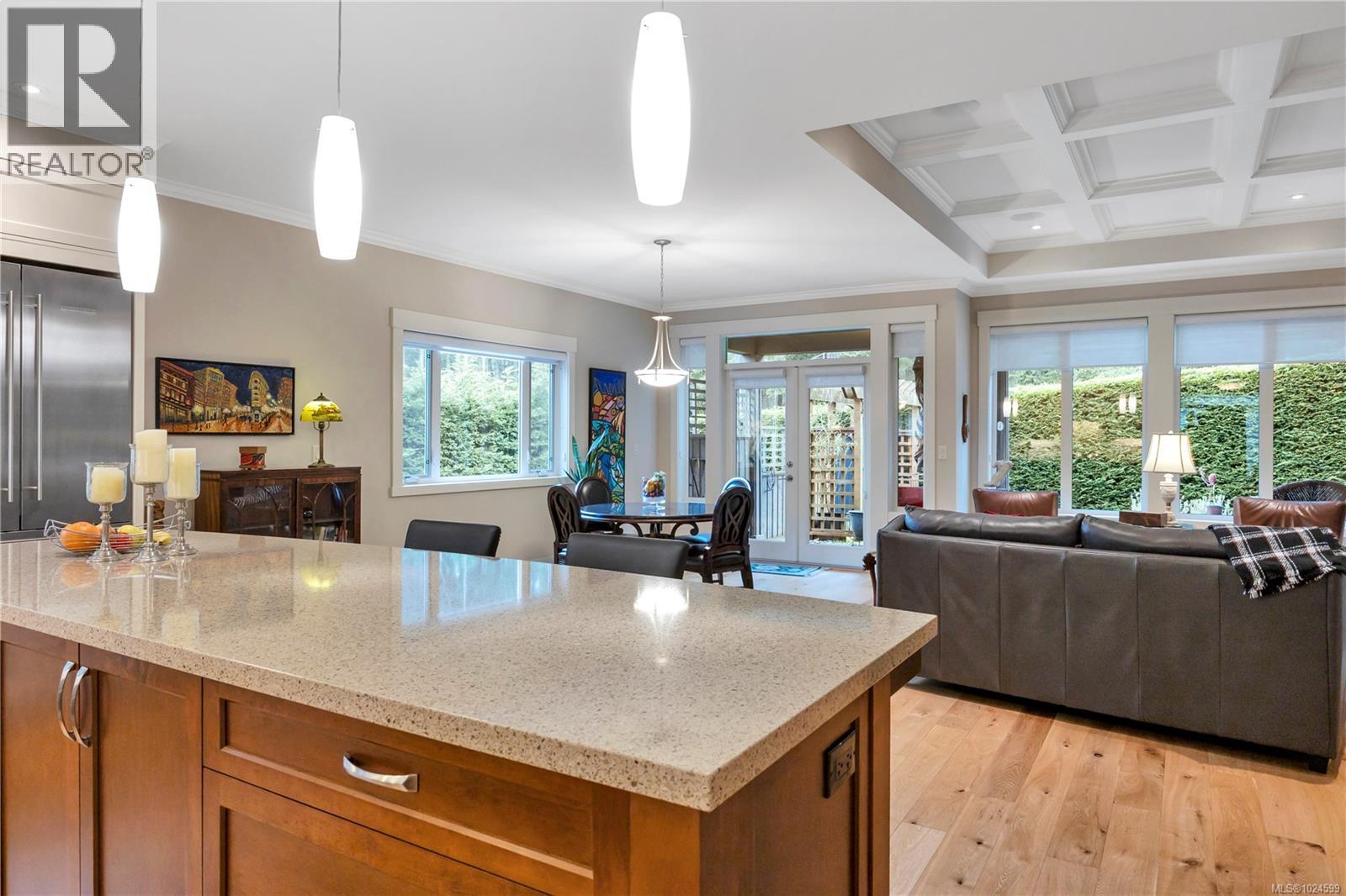 À vendre : 3374 Bradner Cir, Nanoose Bay, Colombie-Britannique V9P9M5 ...