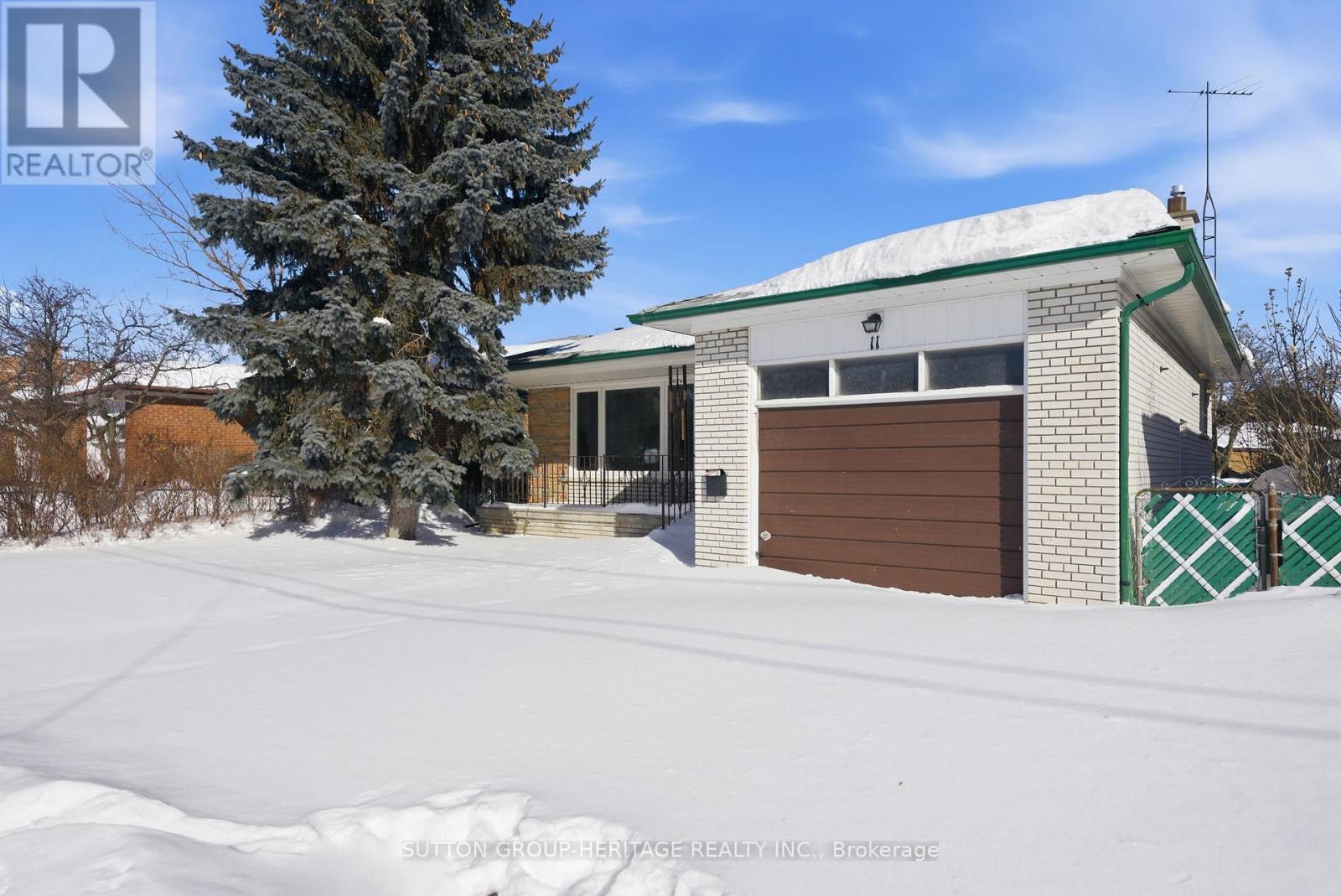 À vendre : 11 SUSAN STREET, Toronto (Woburn), Ontario M1G1N6 ...