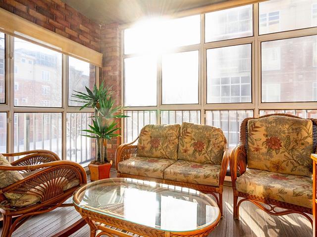 À vendre : 2375 Boul. St-Martin E., #201, Laval (Duvernay), Québec ...