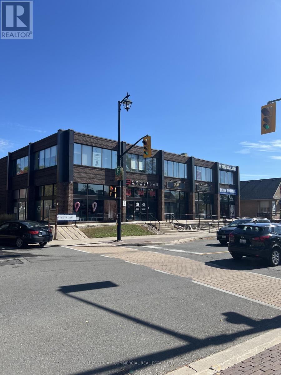 For lease: 207 - 3 CENTRE STREET, Markham (Old Markham Village ...