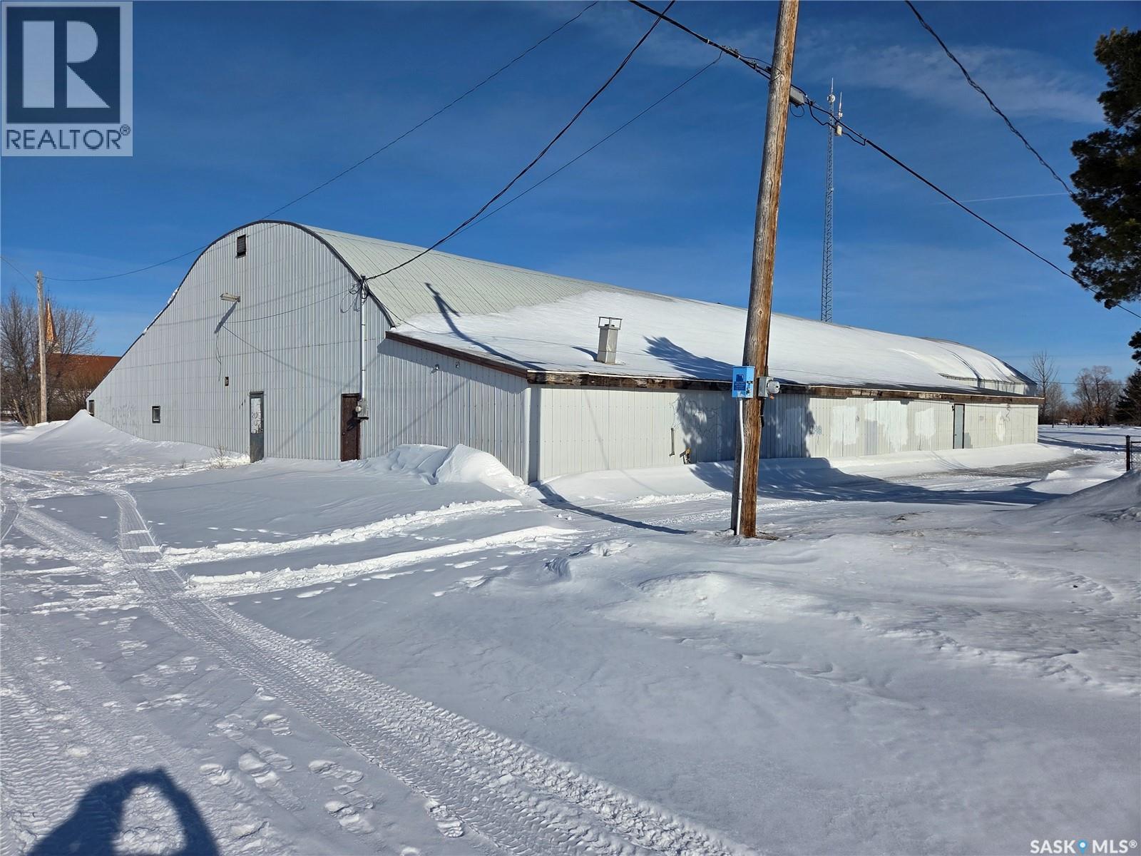 For sale: 145 James STREET, Kisbey, Saskatchewan S0C0G0 - SK028043 ...