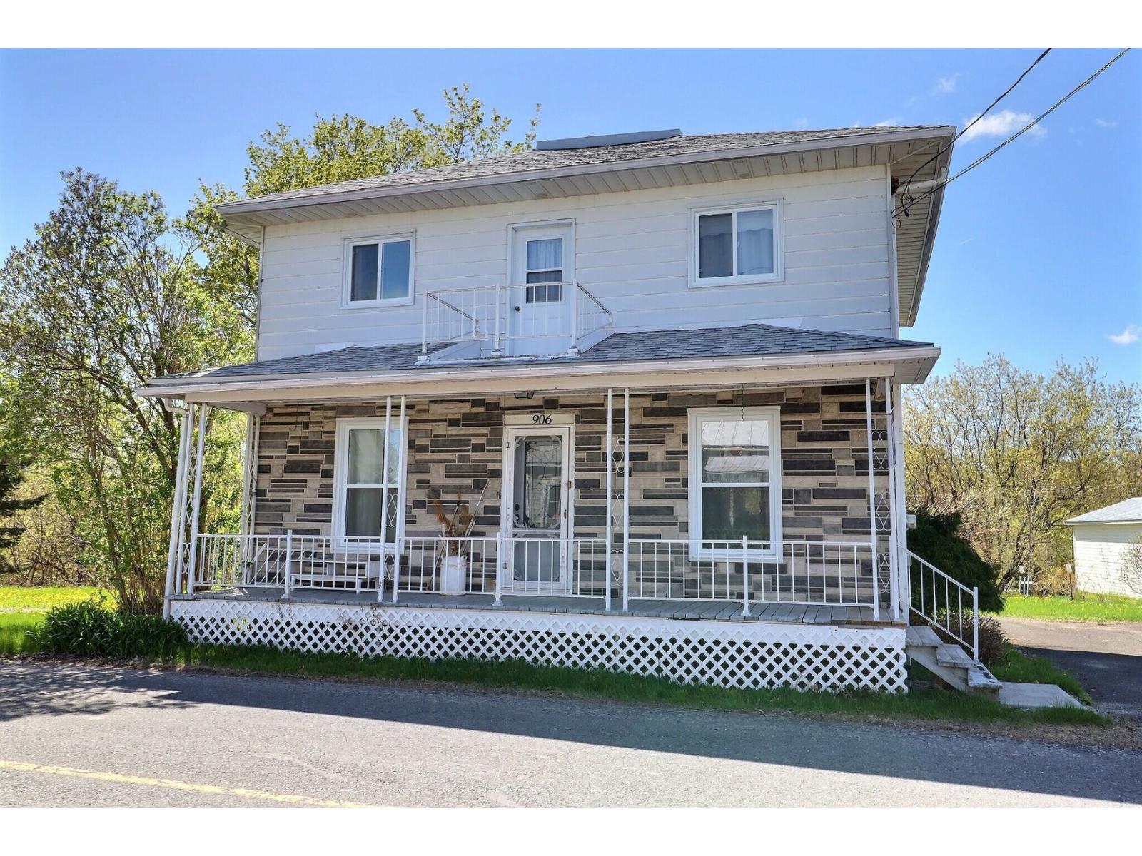 À vendre : 906 Rue St-Jean-Baptiste, Leclercville, Québec G0S2K0 ...