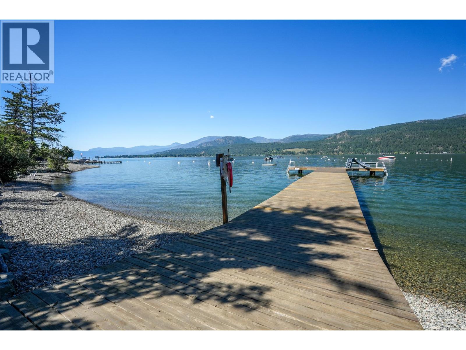 For sale: 40 Kestrel Place Unit# 30, Vernon, British Columbia V1H1S6 ...