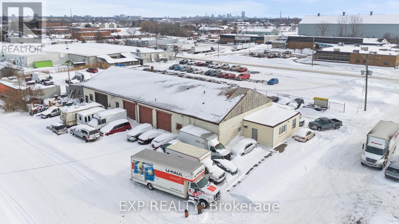 For sale: 77 BOWDEN STREET, Fort Erie (Central), Ontario L2A6P7 ...