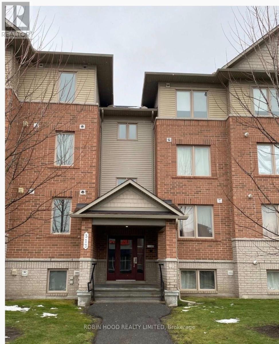 For sale: UNIT 6 - 313 CRESTHAVEN DRIVE, Ottawa, Ontario K2G4R4 ...